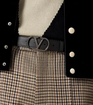 Valentino Garavani Vlogo Leather Belt - Black