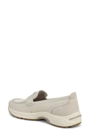 Vionic Walk Roam Loafer - Cream