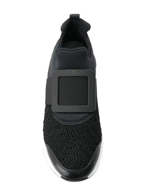 ROGER VIVIER Viv Run Sneakers - Black