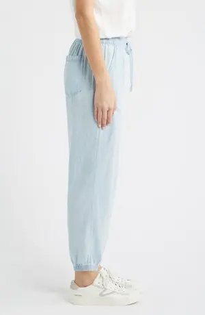 BEACHLUNCHLOUNGE Andi Chambray Drawstring Joggers - Bleach Wash