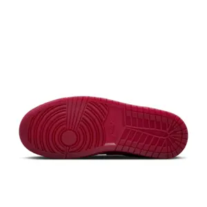JORDAN 1 Low Se Sneakers - Red