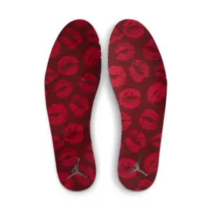 JORDAN 1 Low Se Sneakers - Red
