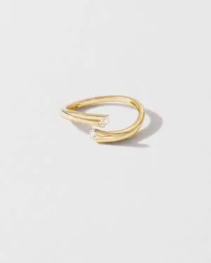 ROXANNE FIRST Diamond Shooting Star Ring - Yellow Gold