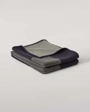 Johnstons Of Elgin Art Geometric & Grey Cashmere Throw - Navy