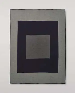 Johnstons Of Elgin Art Geometric & Grey Cashmere Throw - Navy