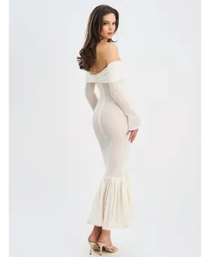 MISS CIRCLE NEW YORK Kaedyn Long Sleeve Crochet Mermaid Maxi Dress