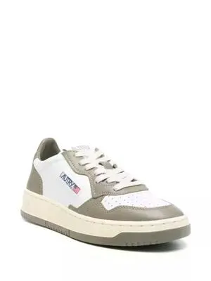 AUTRY Medalist Low Sneakers