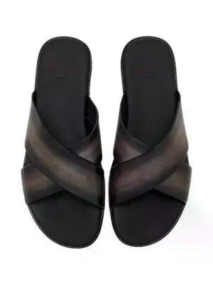 Magnanni Criss Cross Leather Sandals - Grey