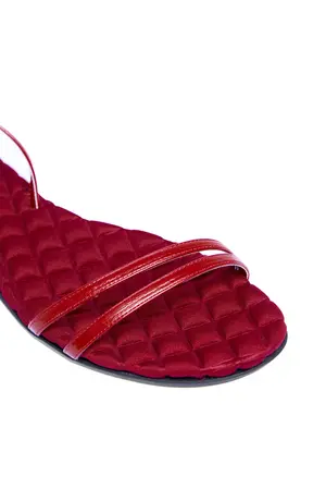 Aera Faye Flat Sandal - Cranberry