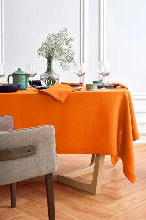 SOLINO HOME Linen Tableclothsonoma - Pumpkin