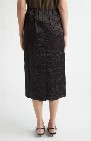 NACKIYE Crayon Crinkled Satin Pencil Skirt