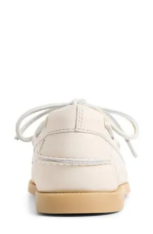 Sperry Authentic Original 2-eye Boat Shoe - Cream