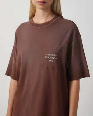 Acne Studios Short Sleeve Crewneck T-shirt With Chest Pocket - Chocolate
