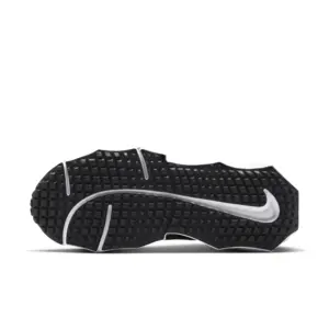 Nike Aura Edge Shoes - Black