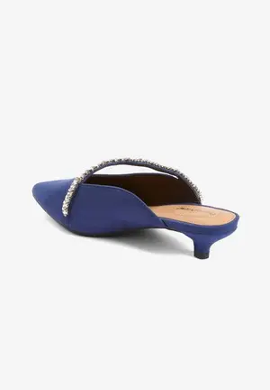 COMFORTVIEW The Bette Slip-on Mule - Black