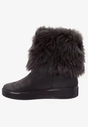 COMFORTVIEW The Shai Convertible Boot With Faux Fur Cuff - Black