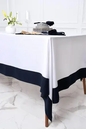 SOLINO HOME Linen Tableclothcontempo Navy And White