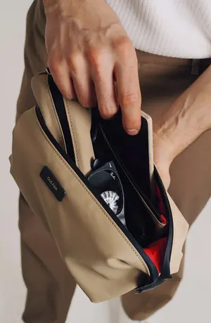 OLEADA Anywear Toiletry Set