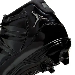 JORDAN Mid Td Football Cleats