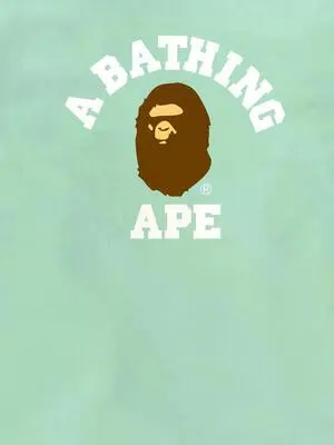 A BATHING APE Logo T-shirt