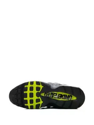 Nike Max 95 Sp Undefeated Geo Nyc Neon Sneakers