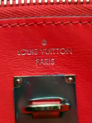 LOUIS VUITTON 2015 Taurillon City Steamer Mm Handbag - Red