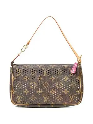 LOUIS VUITTON Pochette Accessoires Shoulder Bag