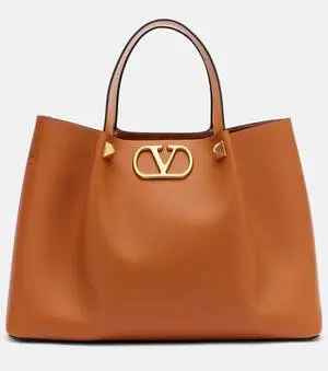 Women's Valentino Garavani Brown Bags