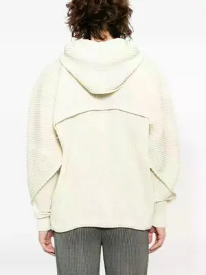 Issey Miyake Wickerwork Pleated Jacket - Neutrals