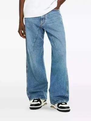 Off-White Half Arrow Twist Jeans