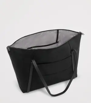 Tumi Voyageur Q Tote Bag - Black