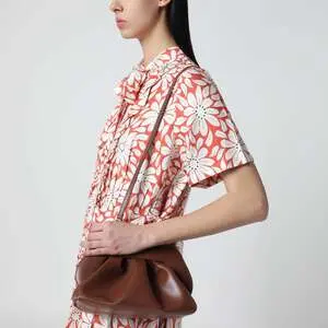 THEMOIRE Tia Clutch - Brown