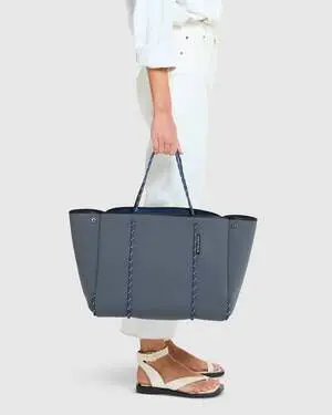 STATE OF ESCAPE Escape Tote - Blue