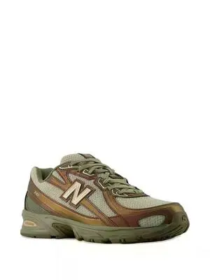 NEW BALANCE 740 "n" Logo Sneakers