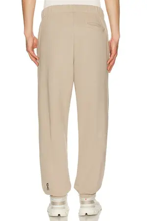 On Club Pants In Brown - Desert
