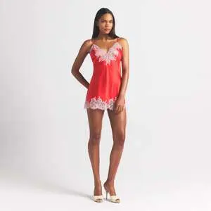SKIMS Lace Mini Slip Dress - Ruby Contrast