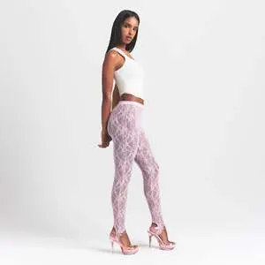 SKIMS Stretch Lace Stirrup Legging - Baby Pink