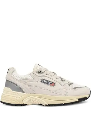 AUTRY Hyperway Low Top Sneakers - Grey
