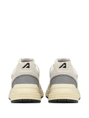 AUTRY Hyperway Low Top Sneakers - Grey
