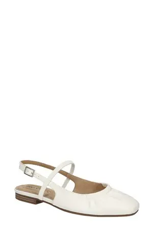 EASY WORKS BY EASY STREET Blake Slingback Flat - White