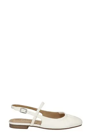 EASY WORKS BY EASY STREET Blake Slingback Flat - White