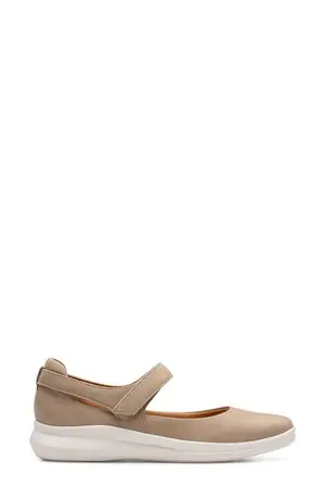 Clarks Lynell Mary Jane Flat - Taupe Nubuck