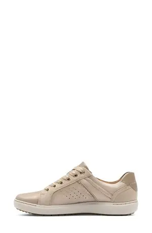 Clarks Nalle Zen Leather Sneaker - Metallic