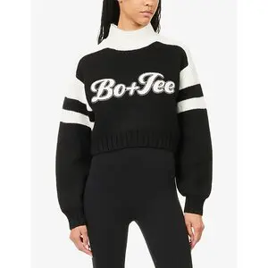 Bo+tee Logo-appliqué Cropped Knitted Jumper