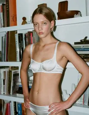 Araks Gita Underwire Bra - White