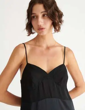 Araks Holly Slip - Black