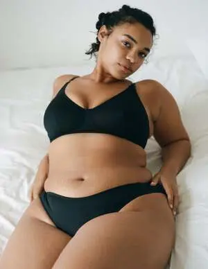 Araks Briar Bralette - Black