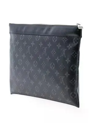 LOUIS VUITTON Monogram Eclipse Discovery Pochette Gm