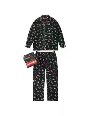 Supreme Hanes Holiday Pyjama Set