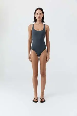 ST AGNI Slim Scoop One Piece